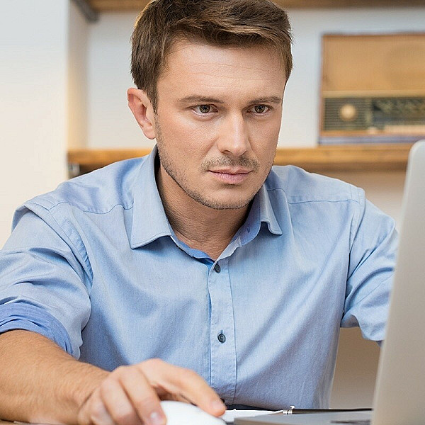 Das verdienen Wirtschaftswissenschaftler | Staufenbiel Institut